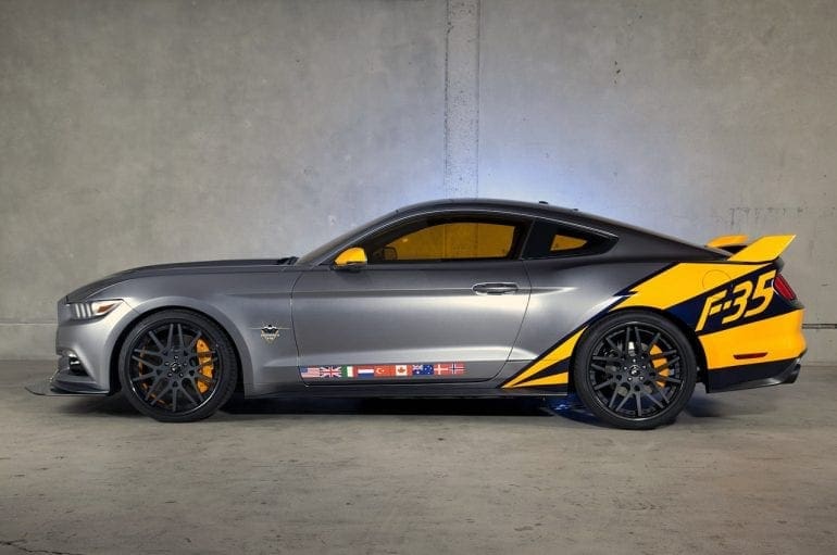 Official photos of F-35 Lightning II edition 2015 Ford Mustang released ...