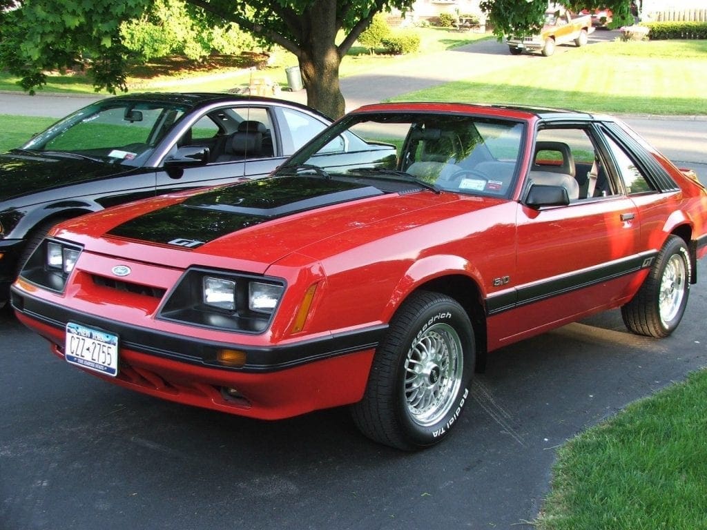 1985 Ford Mustang Pictures