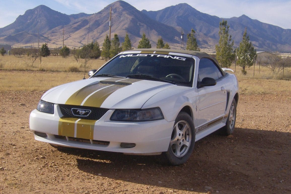 1999 Ford Mustang Research Center