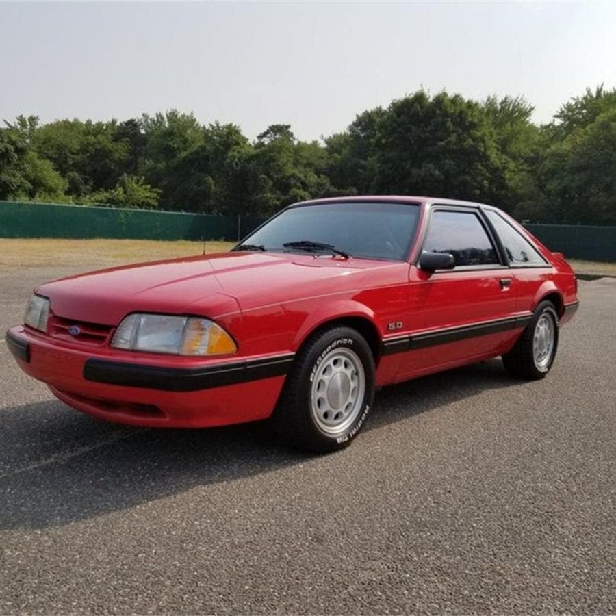 Vermilion 1990 Ford Mustang