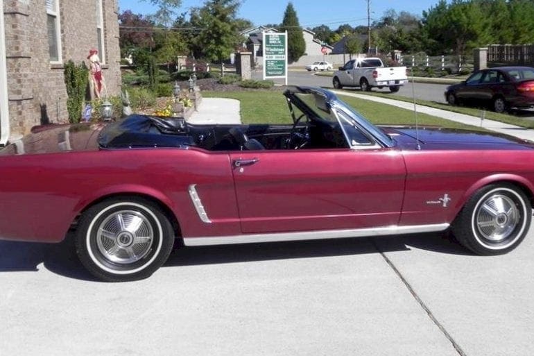 1964.5 Ford Mustang Pictures Archives | Mustang Specs