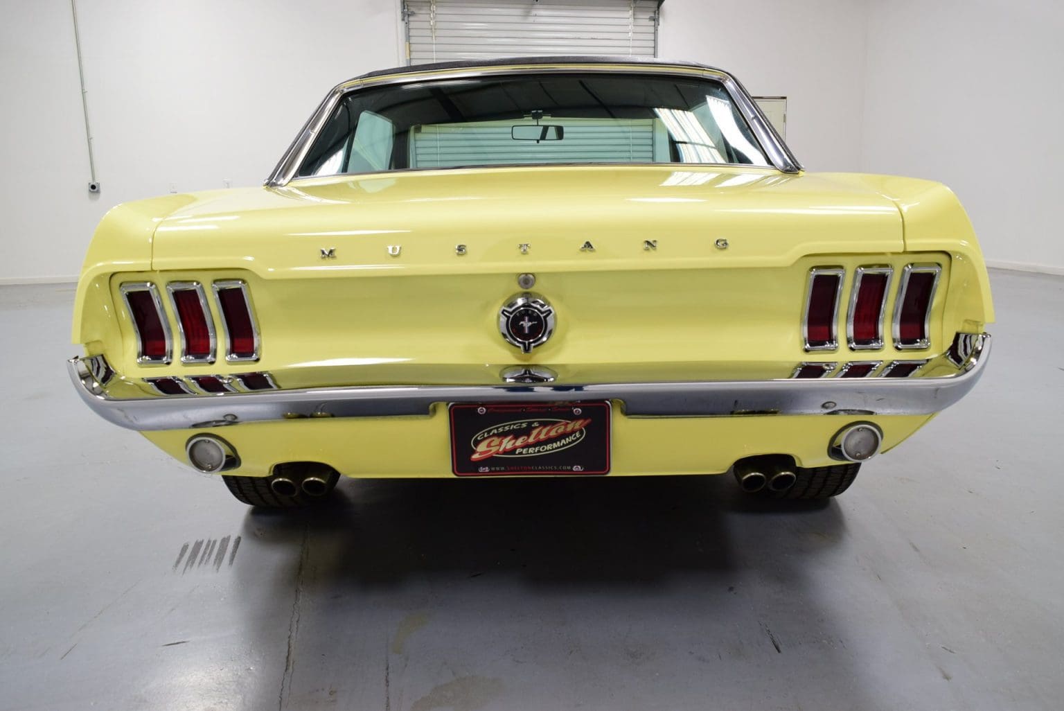 Brechenridge Yellow 1967 Ford Mustang
