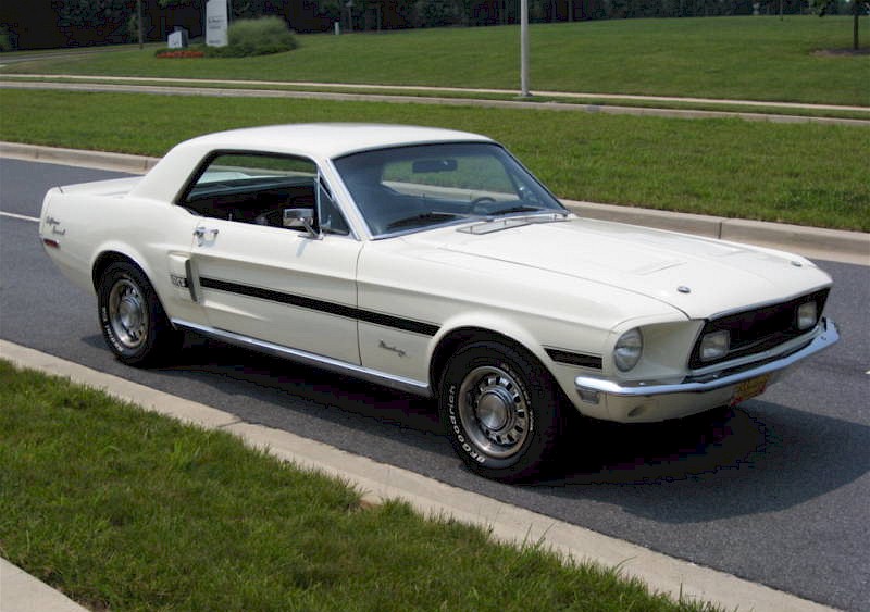 Pebble Beige 1968 Ford Mustang