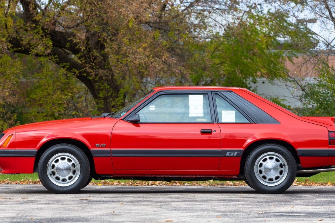 1985 Ford Mustang Research Center