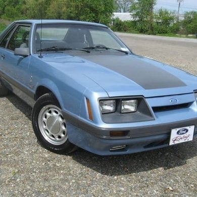 Light Regatta Blue 1986 Ford Mustang