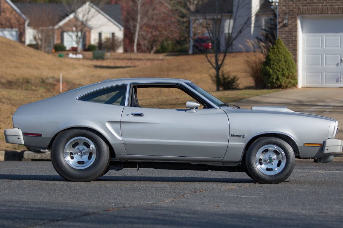 1975 Ford Mustang Research Center