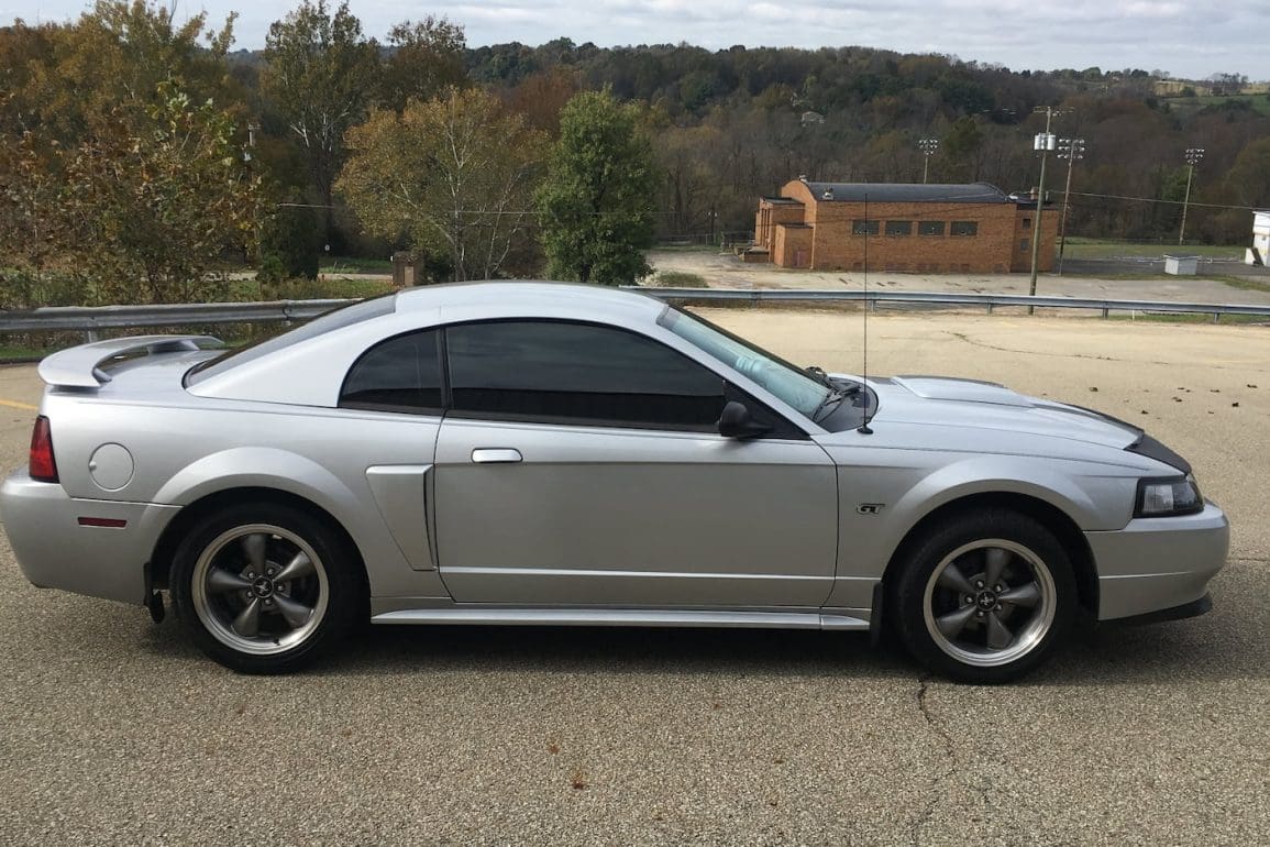 2003 Ford Mustang Research Center