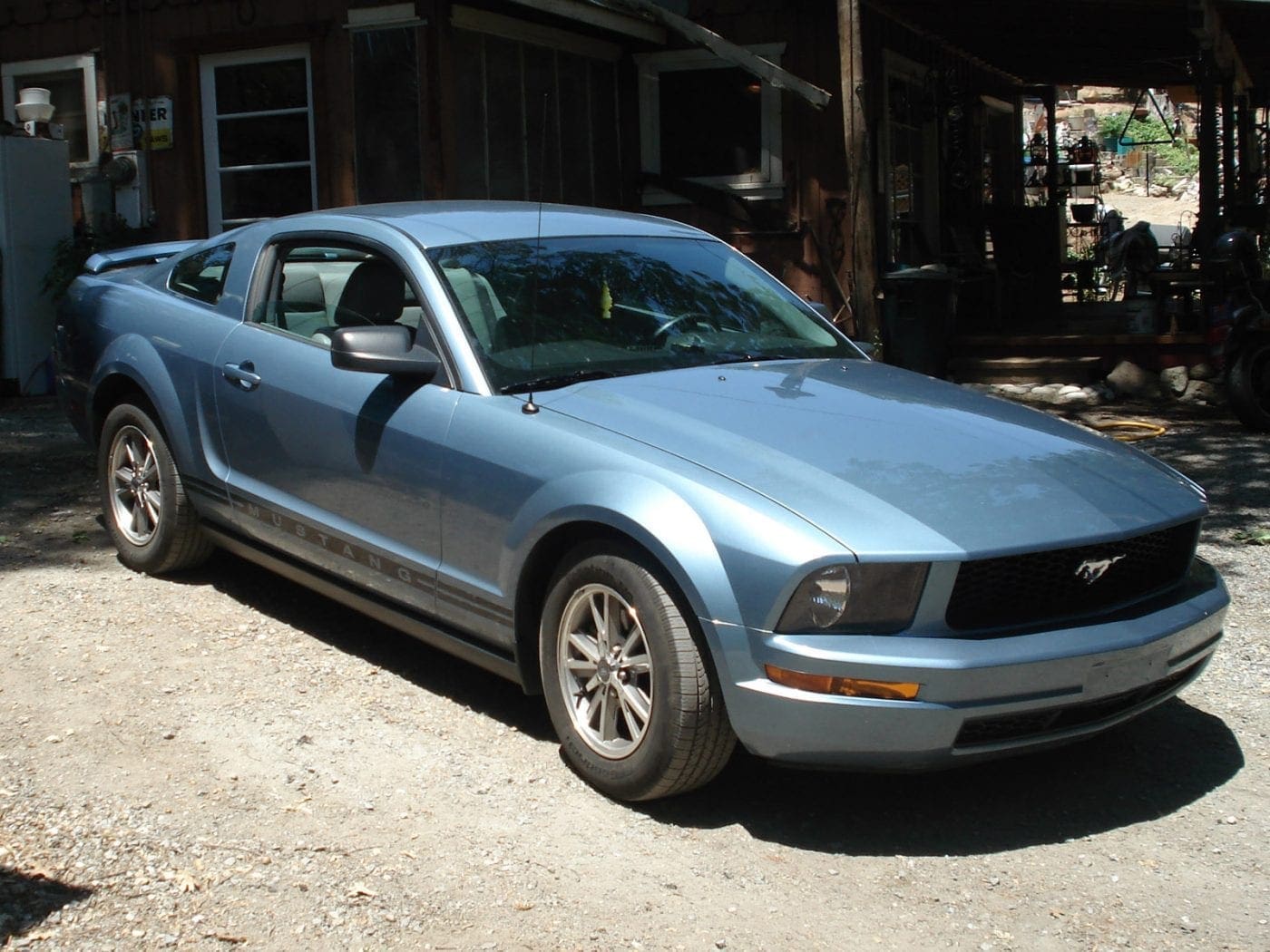 2005 Ford Mustang Options