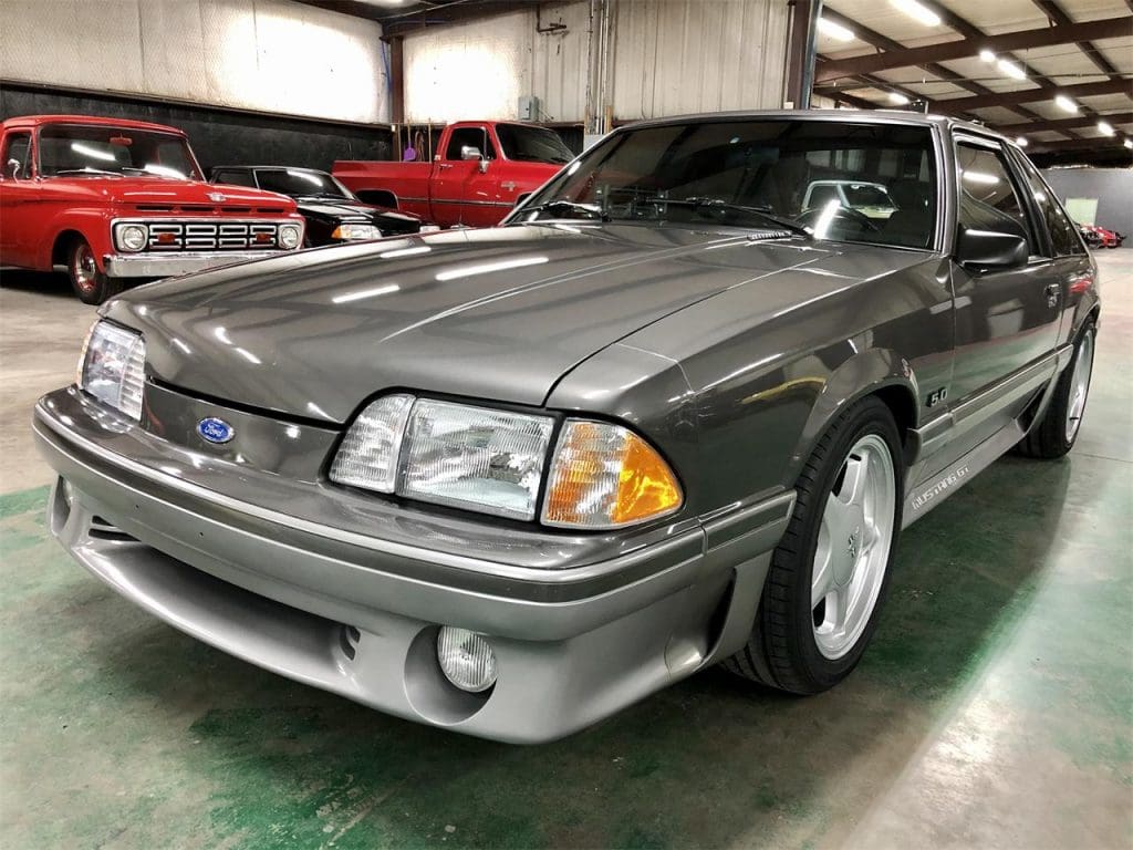 Light Titanium 1990 Ford Mustang