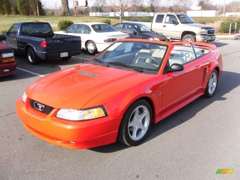 Performance Red 2000 Ford Mustang