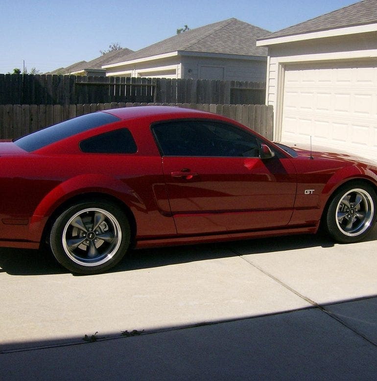 Dark Candy Apple Red 2009 Ford Mustang
