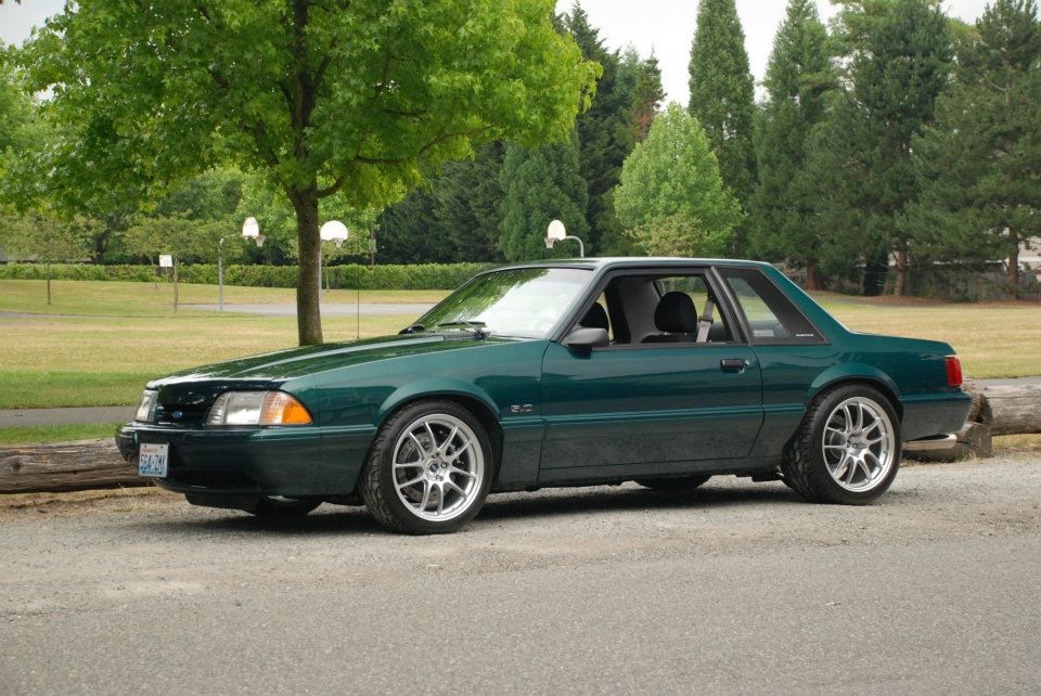 Deep Emerald Green 1992 Ford Mustang