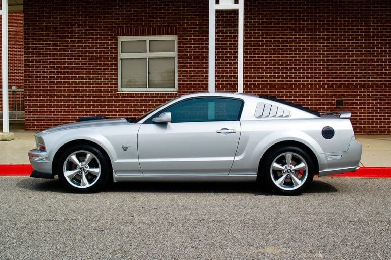 Brilliant Silver 2009 Ford Mustang
