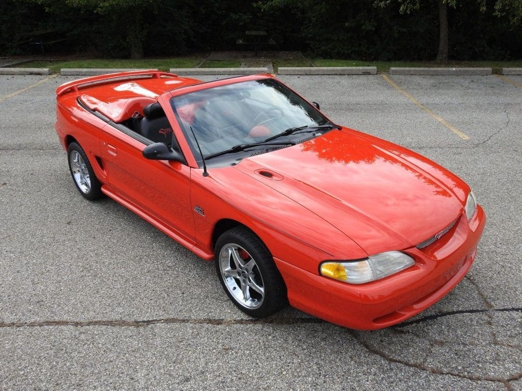 Vibrant Red 1995 Ford Mustang