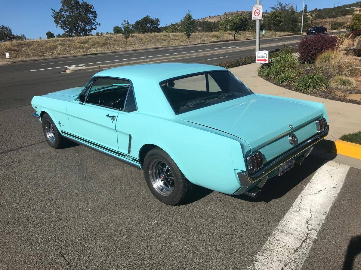 Tropical Turquoise 1964 Ford Mustang
