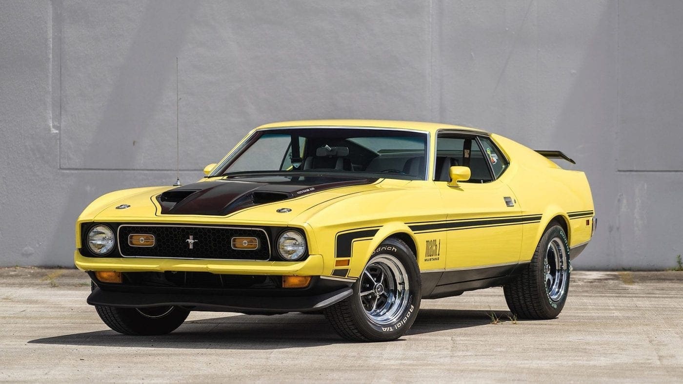 Medium Yellow Gold 1971 Ford Mustang