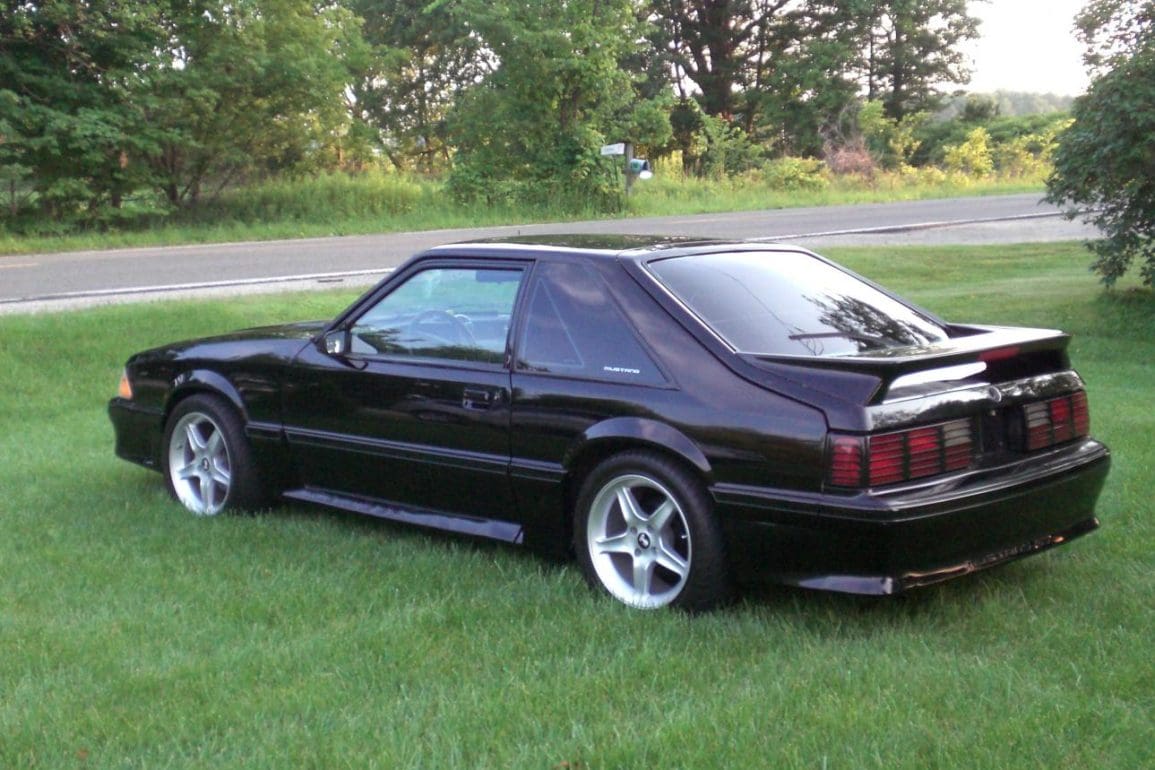 1990 Ford Mustang Research Center