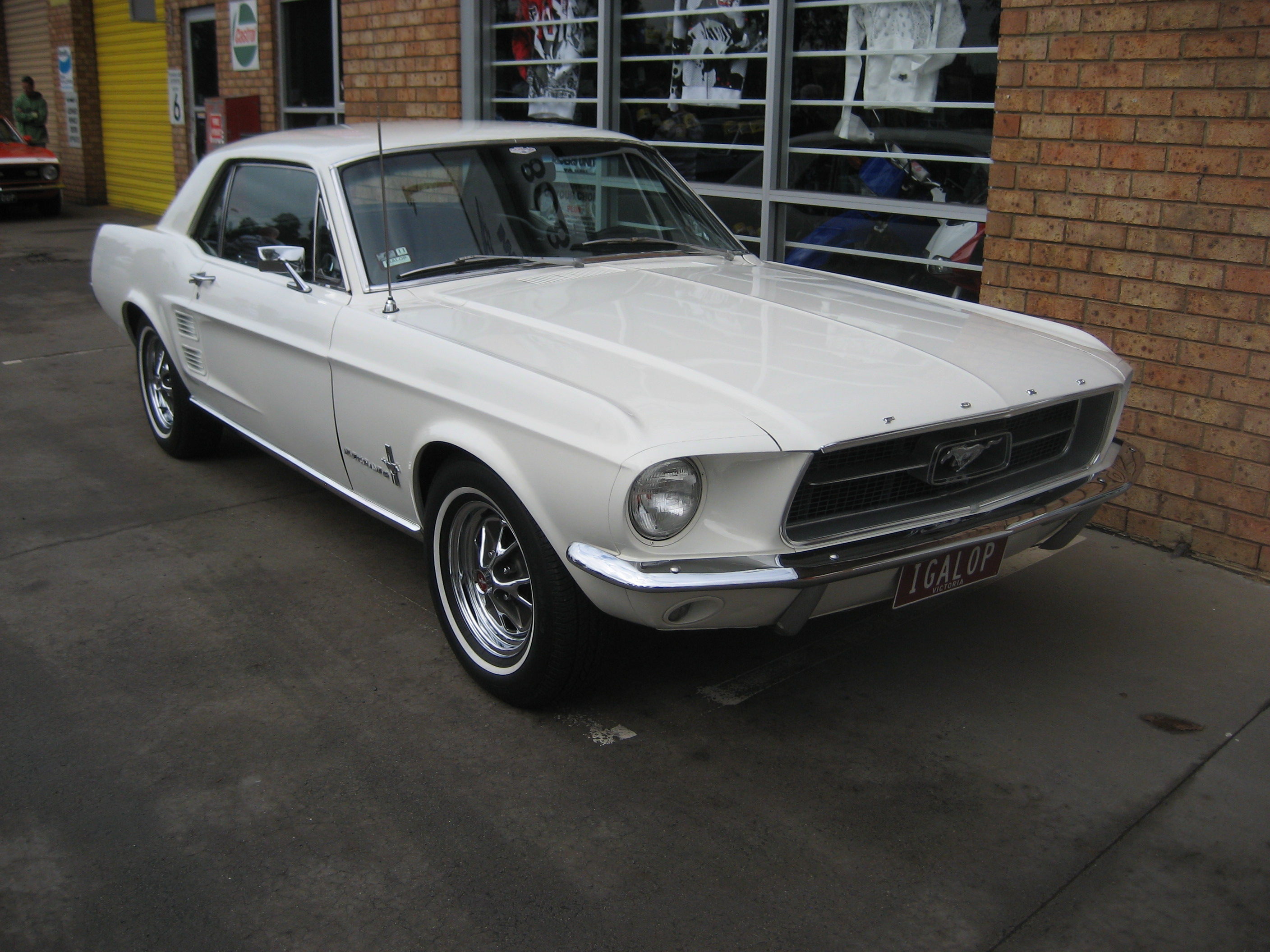Wimbledon White 1967 Ford Mustang