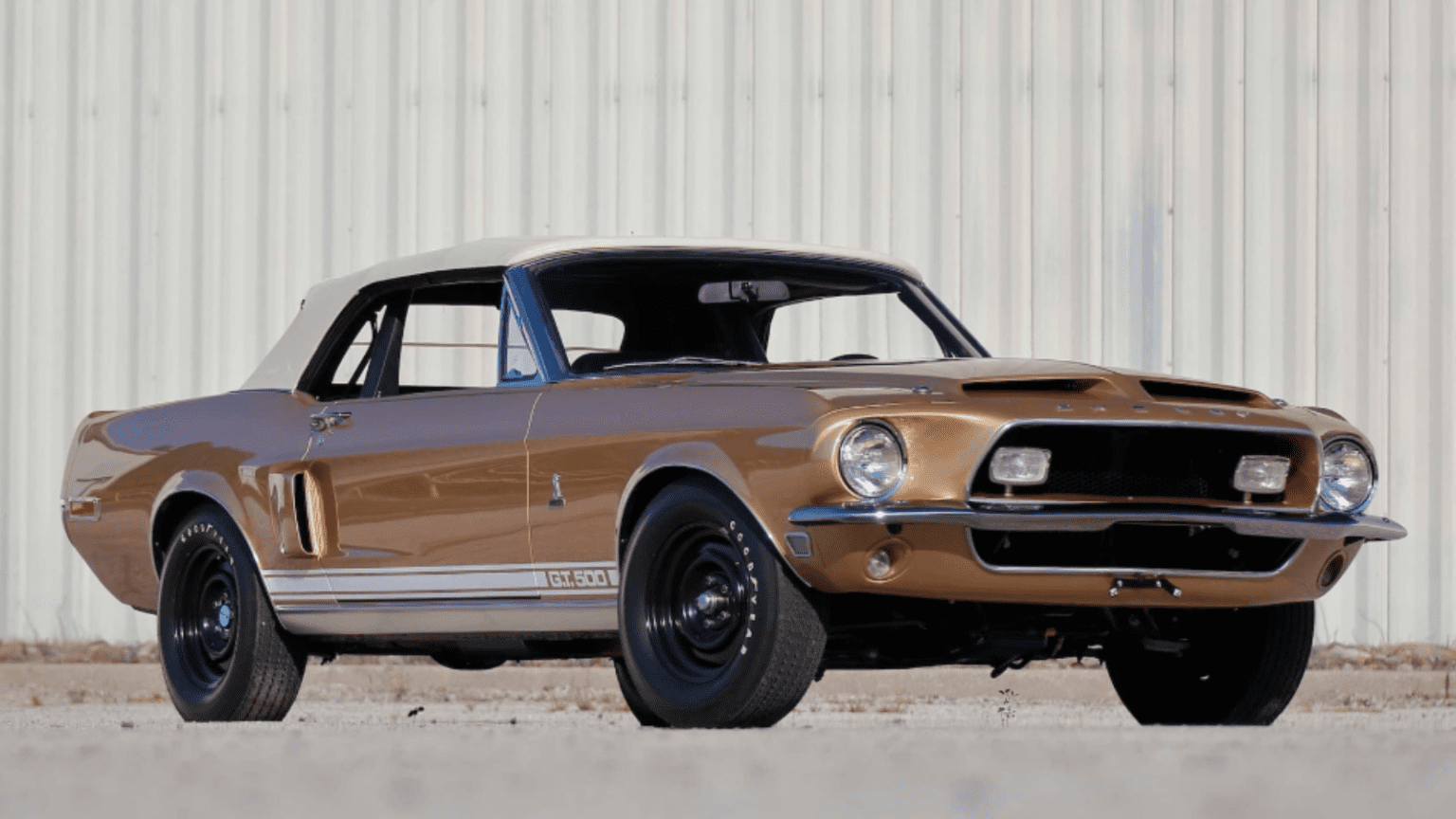 Gold Mustang Colors - The Ultimate Guide