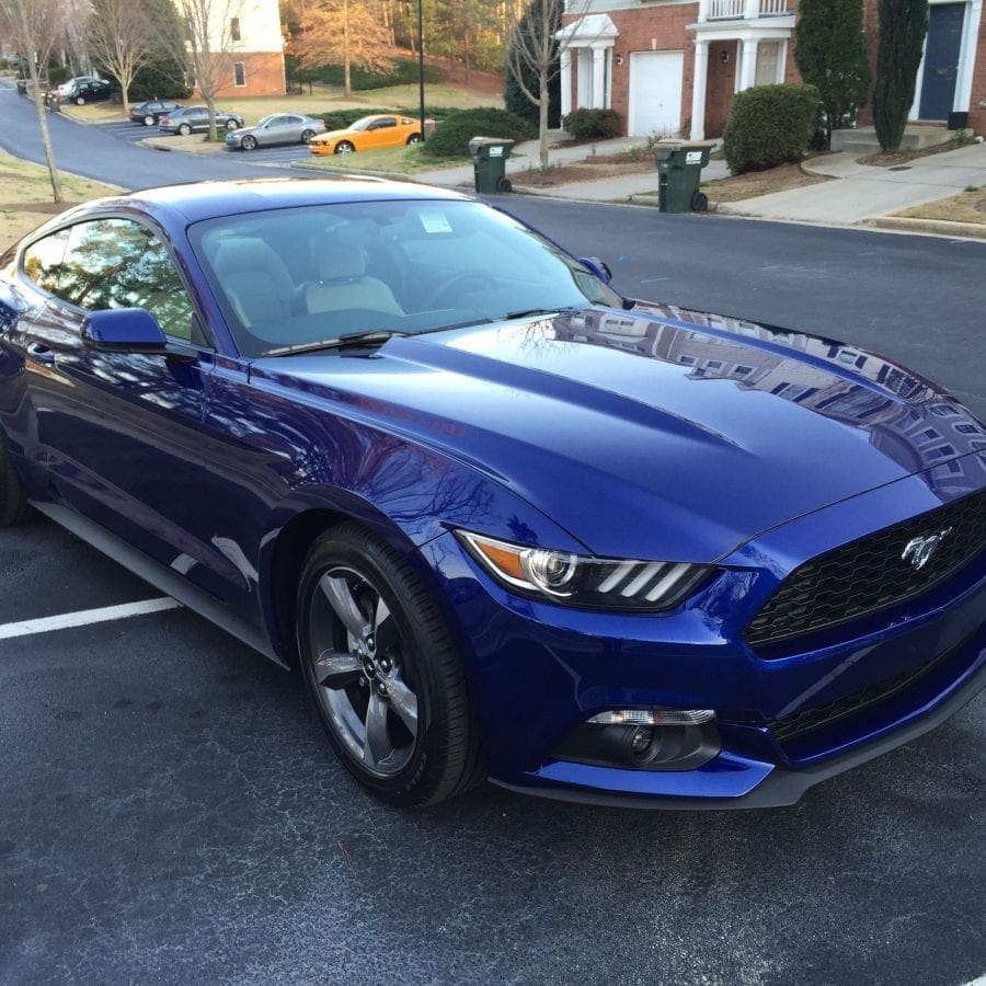 Deep Impact Blue 2016 Ford Mustang