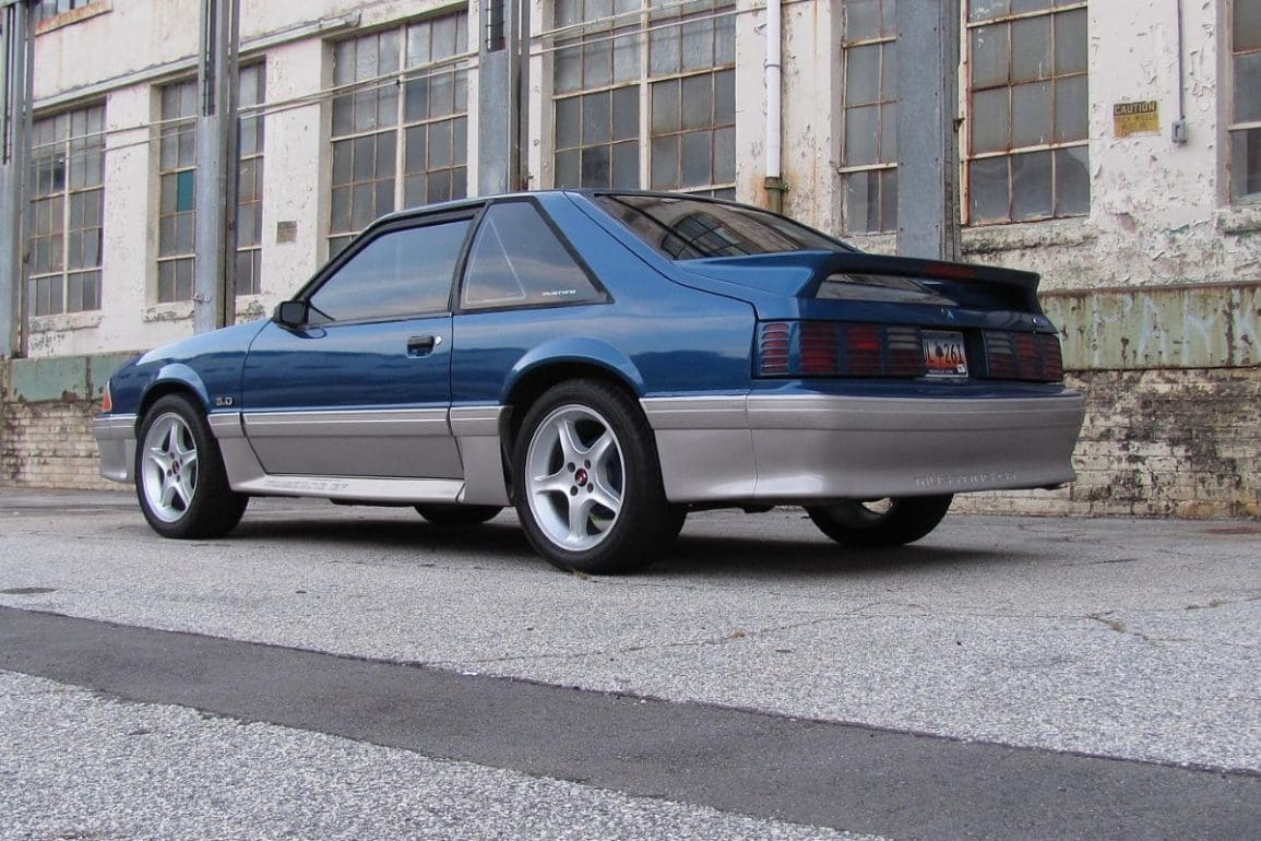 1990 Ford Mustang Research Center