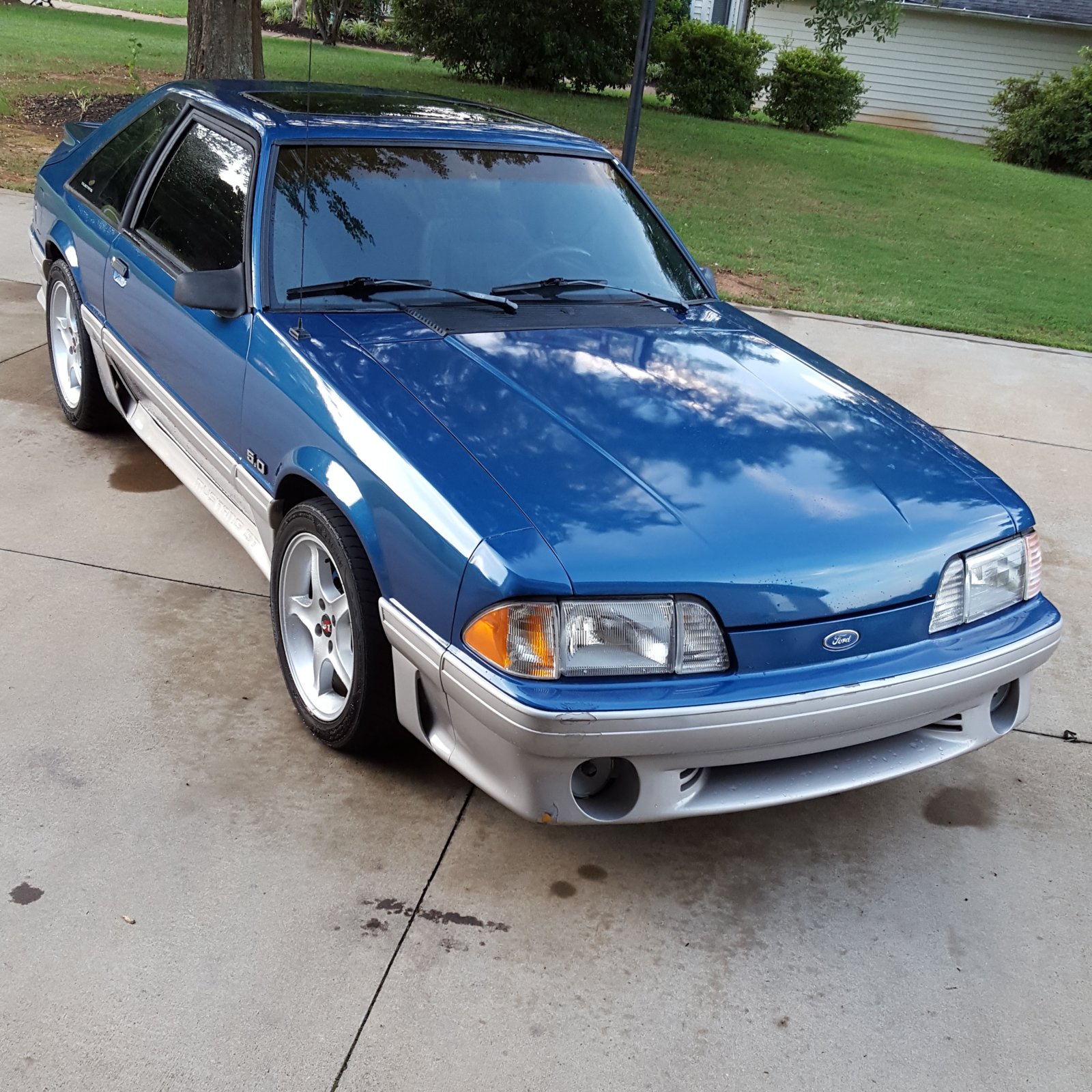 Ultra Blue 1990 Ford Mustang