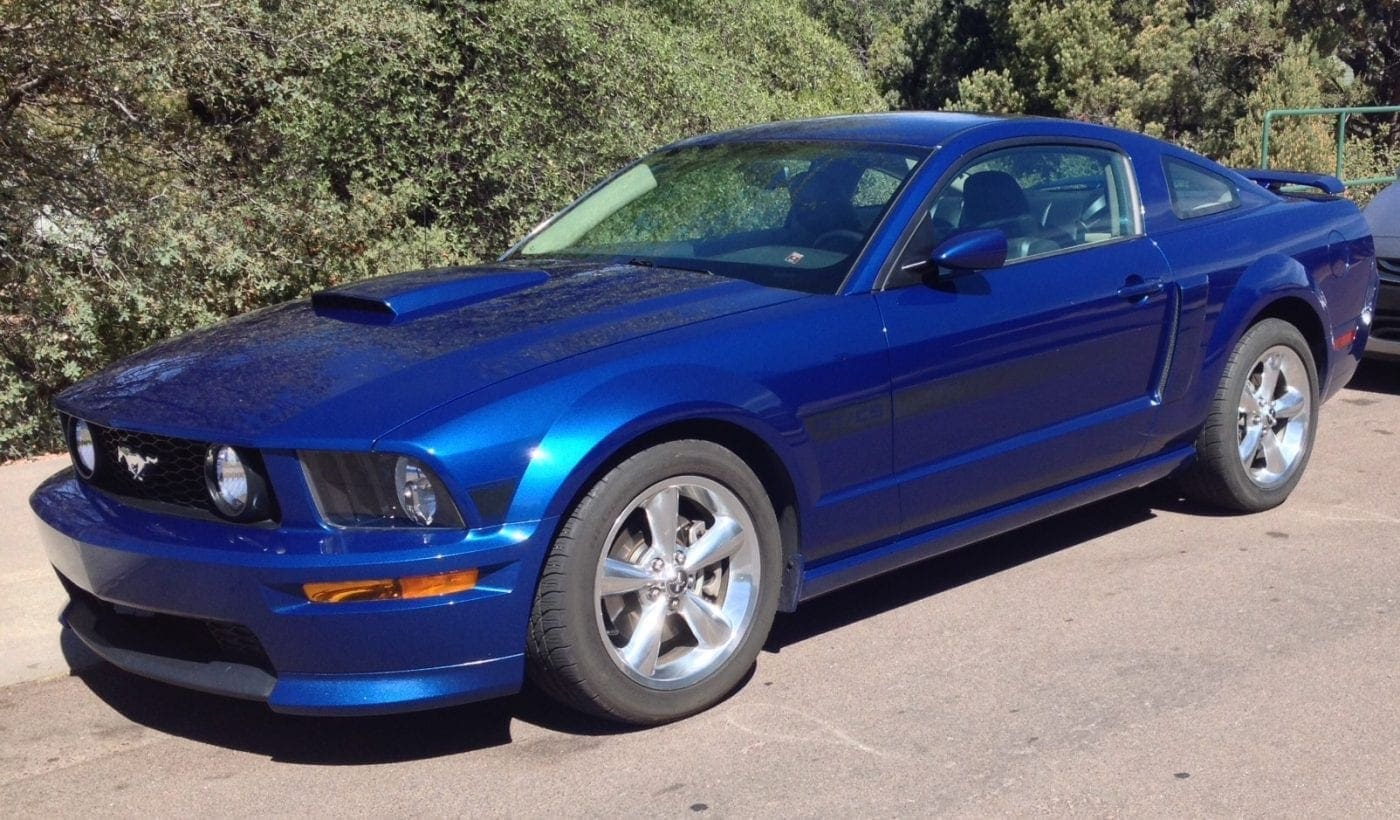 Vista Blue 2008 Ford Mustang
