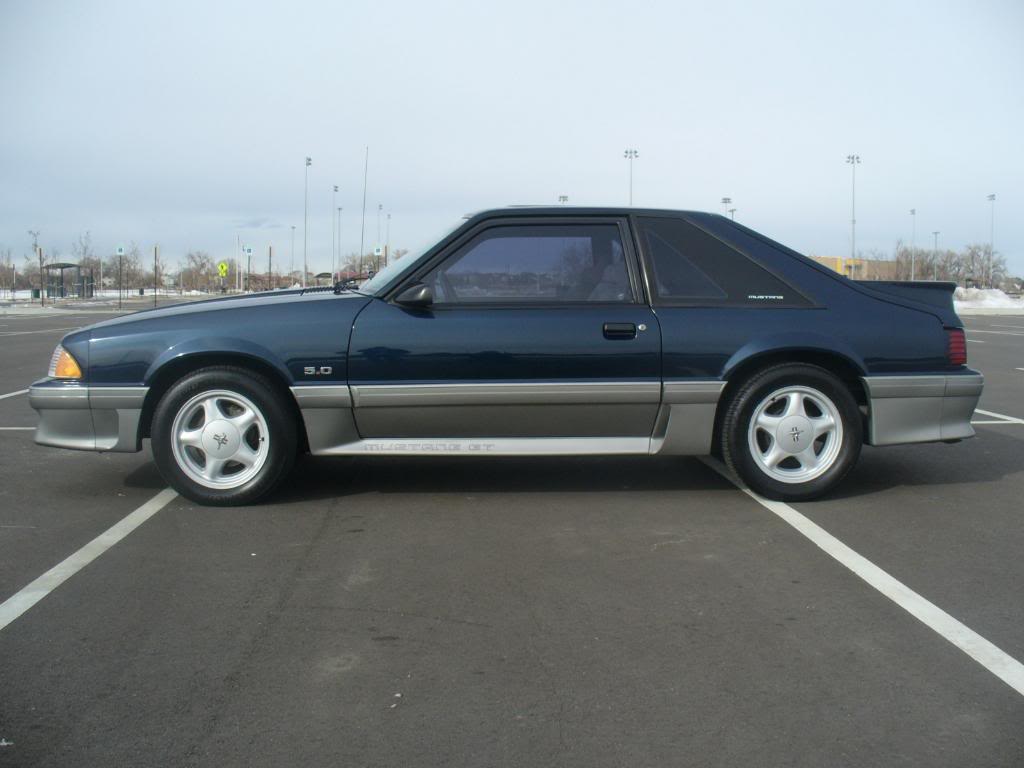 Twilight Blue 1992 Ford Mustang