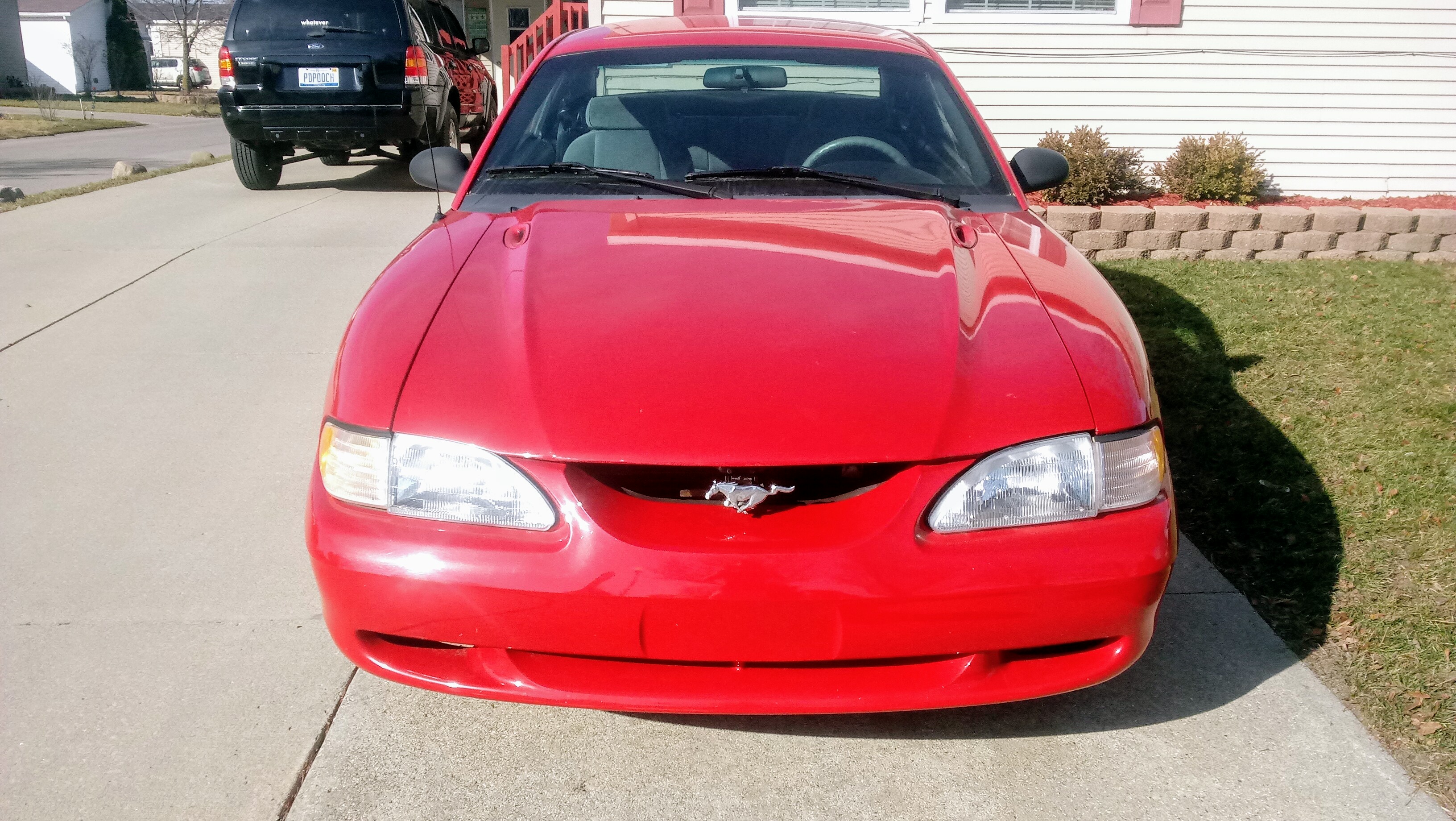Vibrant Red 1995 Ford Mustang