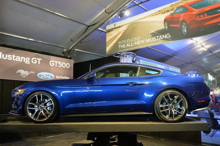 Deep Impact Blue 2015 Ford Mustang