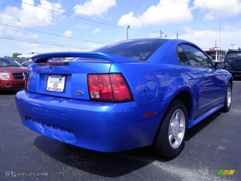 Bright Atlantic Blue 2000 Ford Mustang
