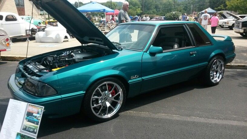 Reef Blue 1993 Ford Mustang