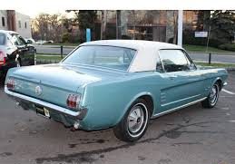 Tahoe Turquoise 1966 Ford Mustang