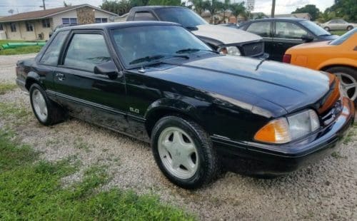 Light Crystal Blue 1991 Ford Mustang