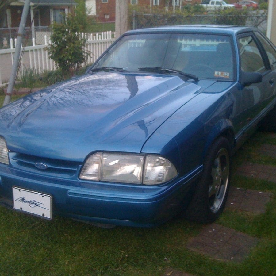 Bright Regatta Blue 1989 Ford Mustang