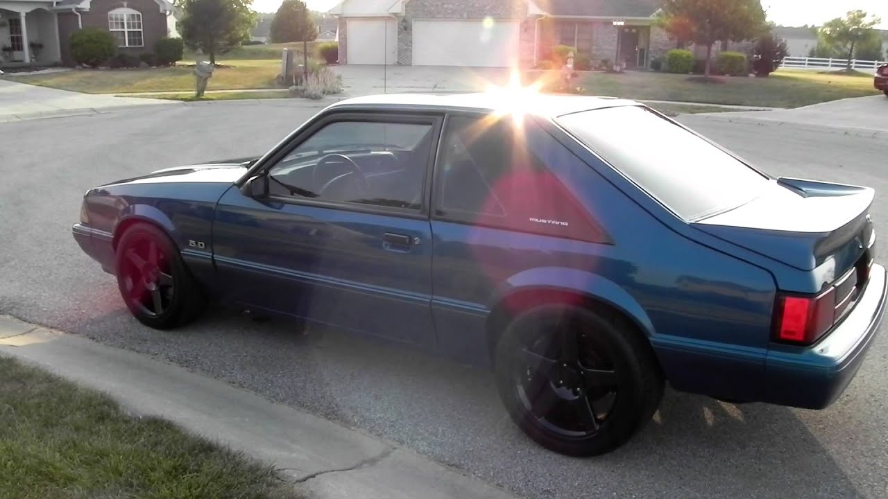 Reef Blue 1993 Ford Mustang