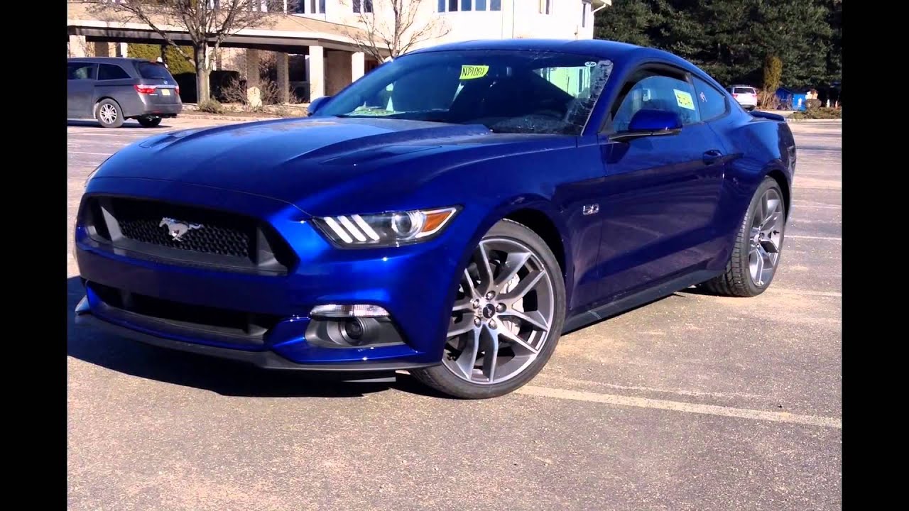 Deep Impact Blue 2016 Ford Mustang