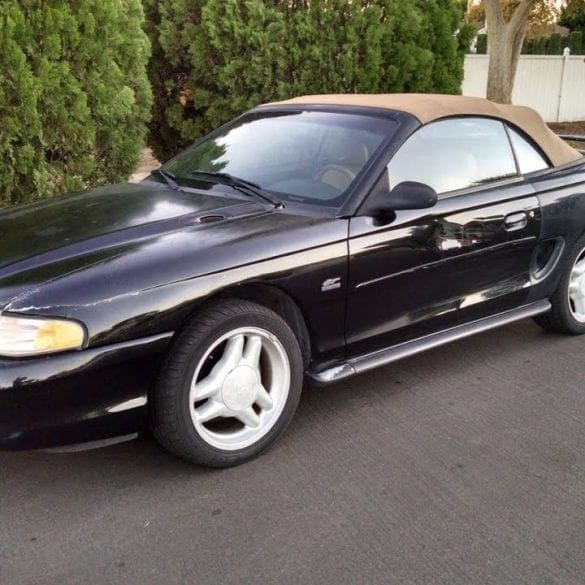 Black 1995 Ford Mustang