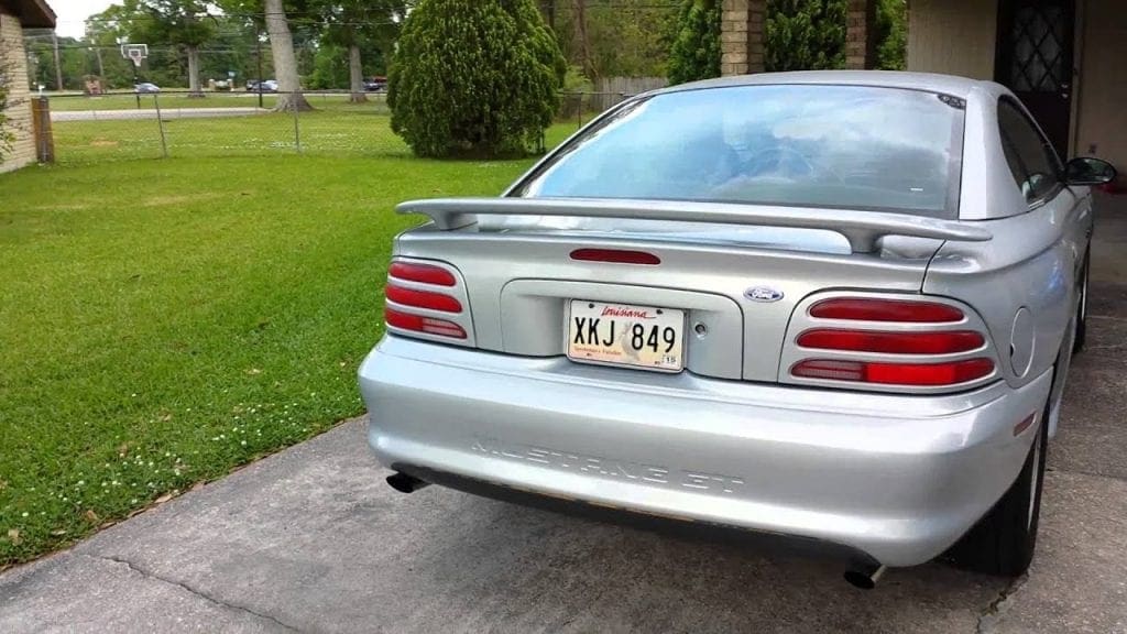 Opal Frost 1995 Ford Mustang