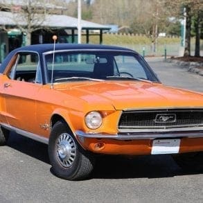 Vista Orange 1977 Ford Mustang