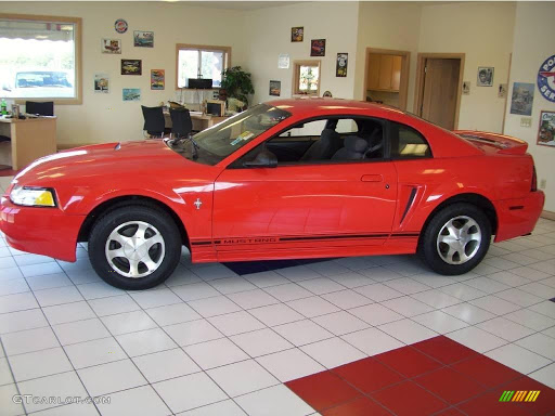 Performance Red 2000 Ford Mustang