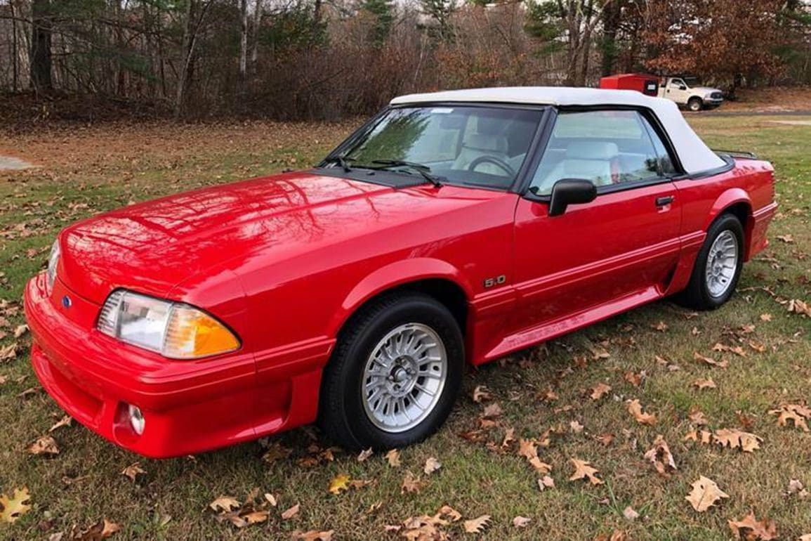1990 Ford Mustang Research Center