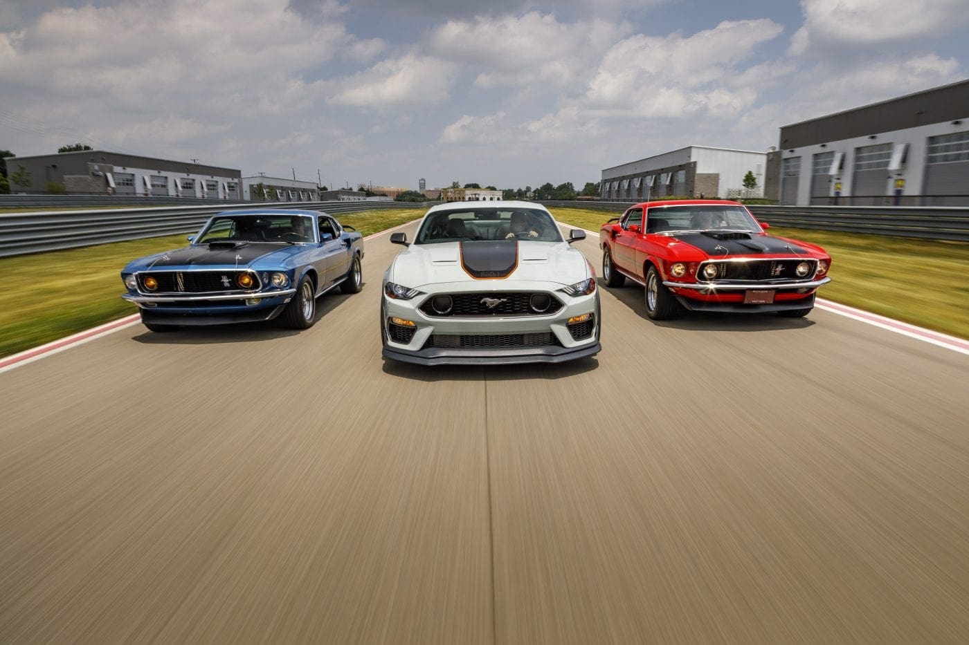 Ford Mustang Mach 1 - Mustang Specs