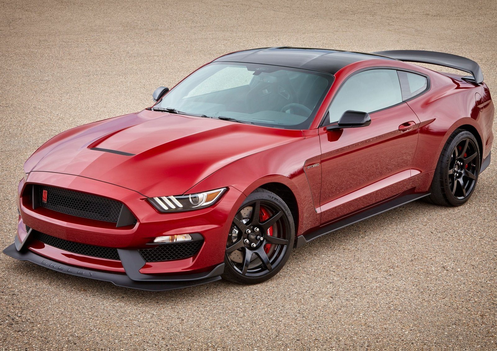 2017 Ford Mustang Research Center