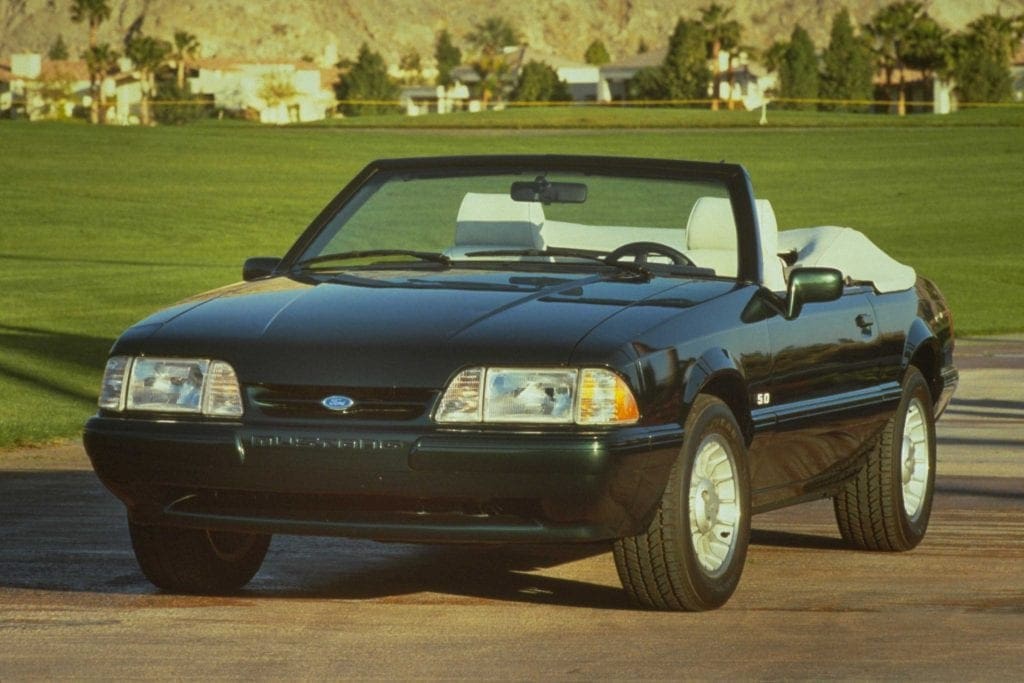 1990 Ford Mustang Wallpapers | MustangSpecs.com
