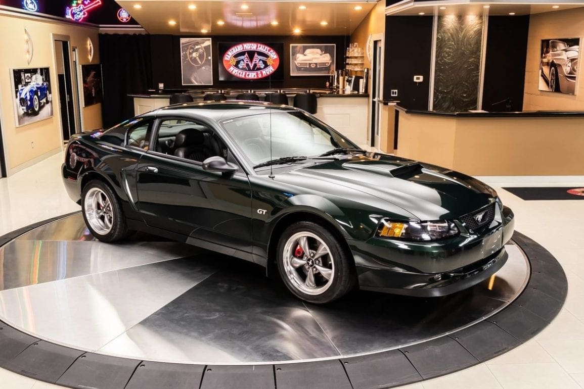 Video: 2001 Ford Mustang Bullitt In-Depth Tour - Mustang Specs