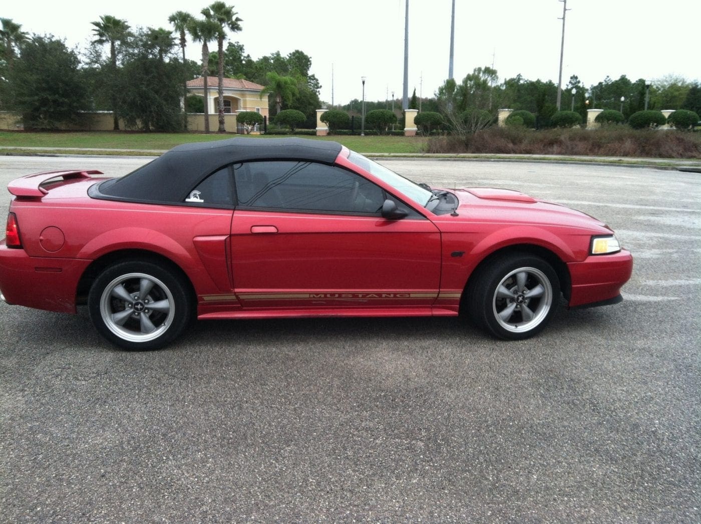 2002 Ford Mustang Wallpapers | MustangSpecs.com