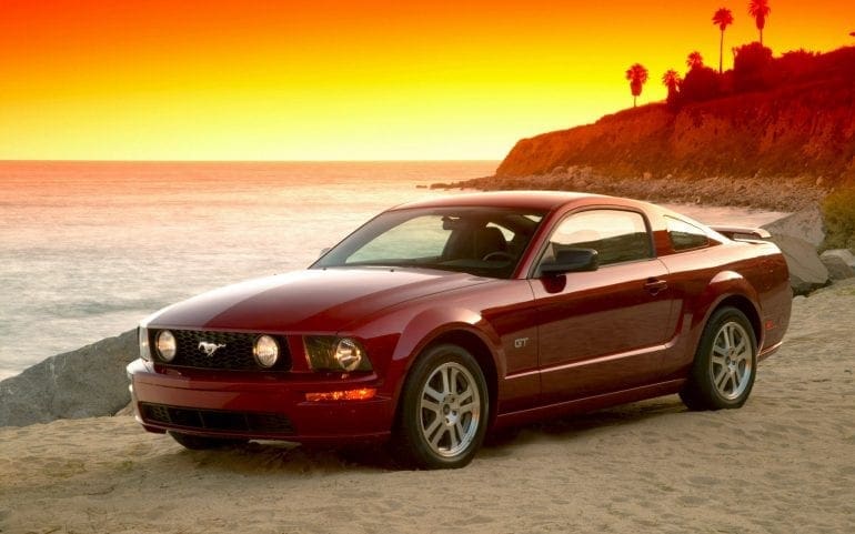 2005 Ford Mustang GT Wallpapers | MustangSpecs.com