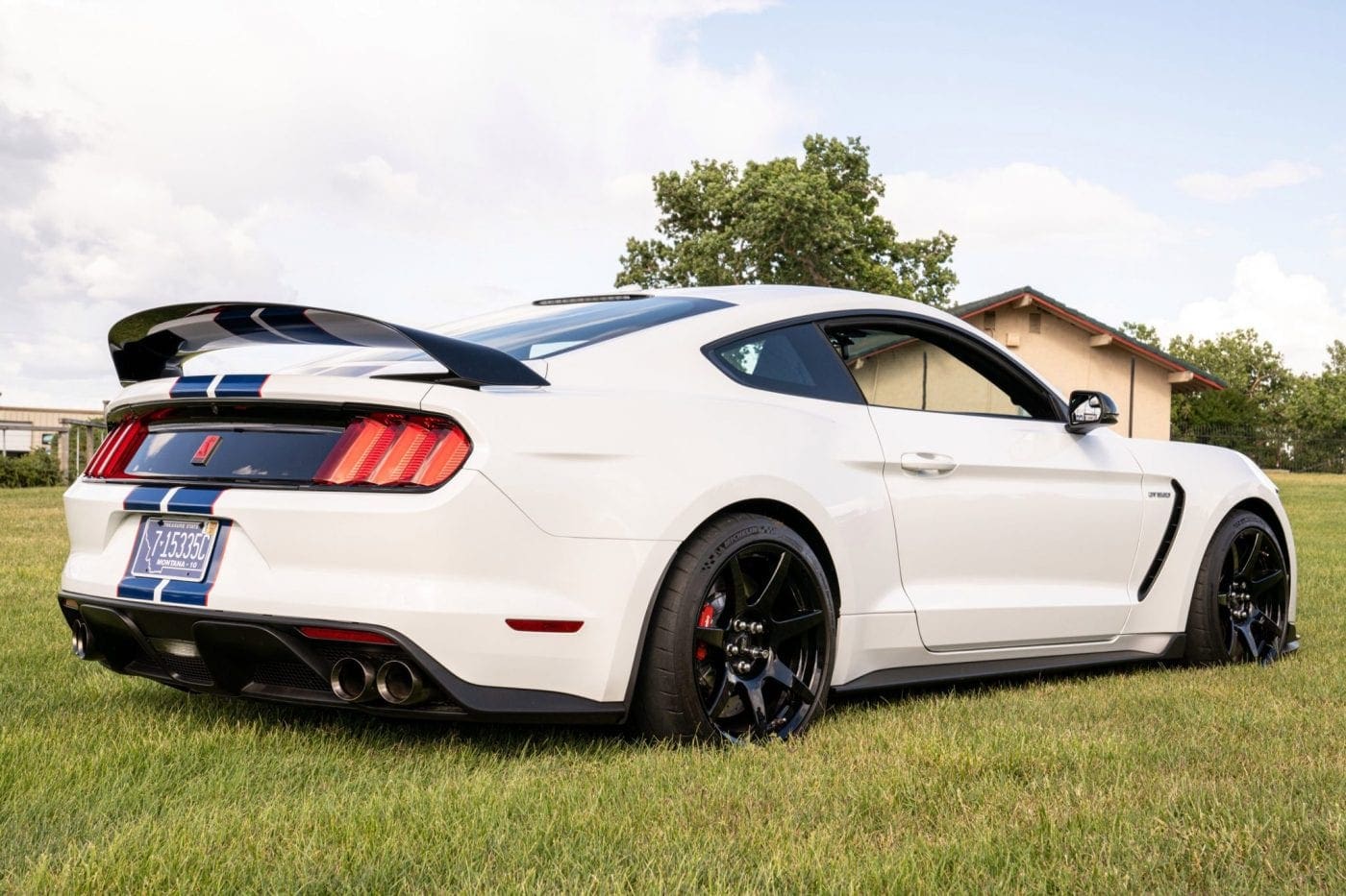 2018 Ford Mustang Shelby GT350R Wallpapers | MustangSpecs.com