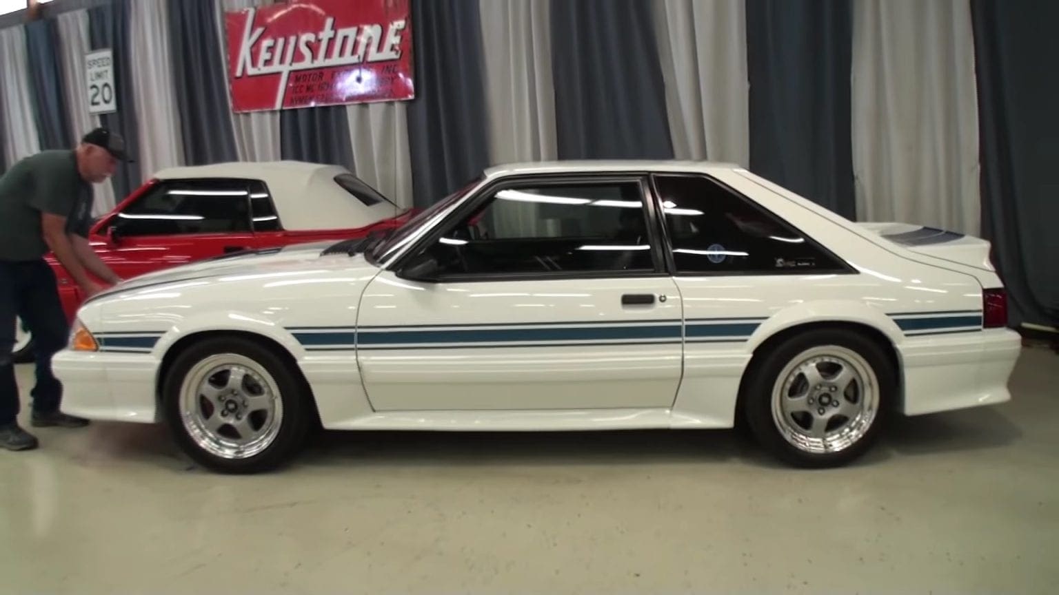 Video: 1992 Ford Mustang SAAC MK1 Overview + Engine Sound - Mustang Specs